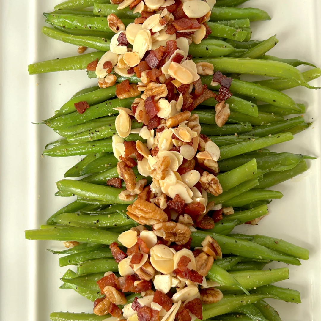 Ejotes con tocino, nueces y almendras - La Soleta Arte en Cocina